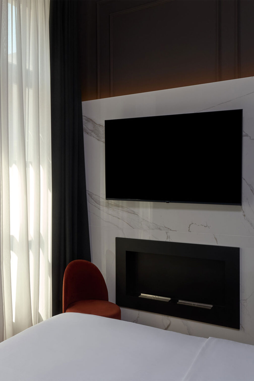 Nur Edge Acropolis Skyline - Nur Apart Hotels